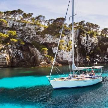 Discover the Best Explorer Trips 2022/2023 - TourRadar