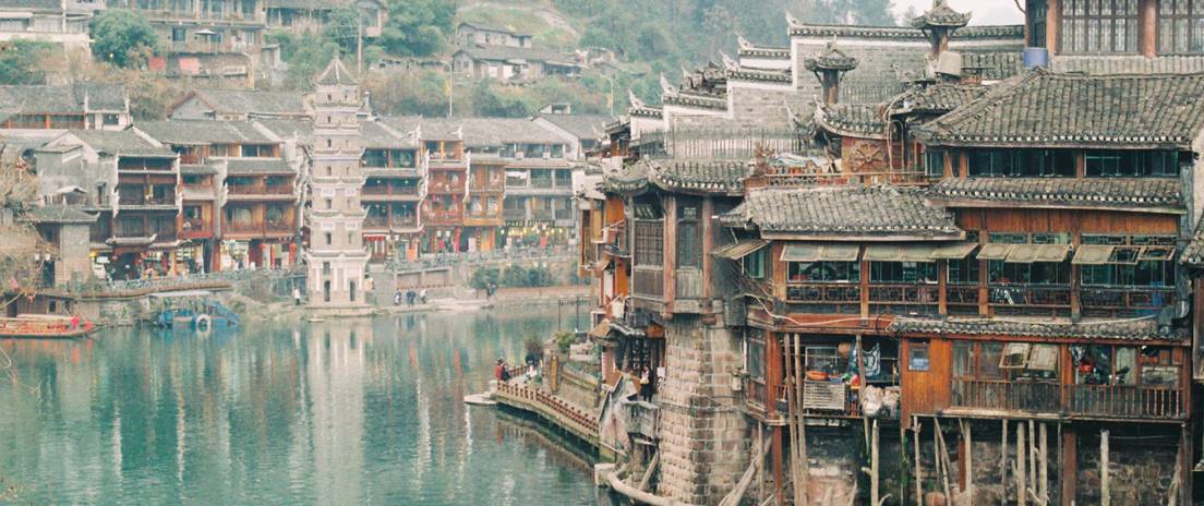 Best Budget Tours & Cheap Travel Packages 2026/2027 - TourRadar