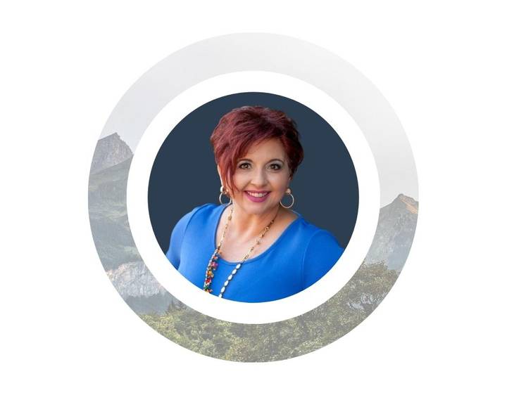 Adventure Together - Speakers 2022 - TourRadar