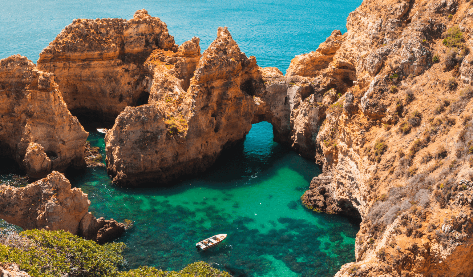 Experience the world with Explore! - TourRadar
