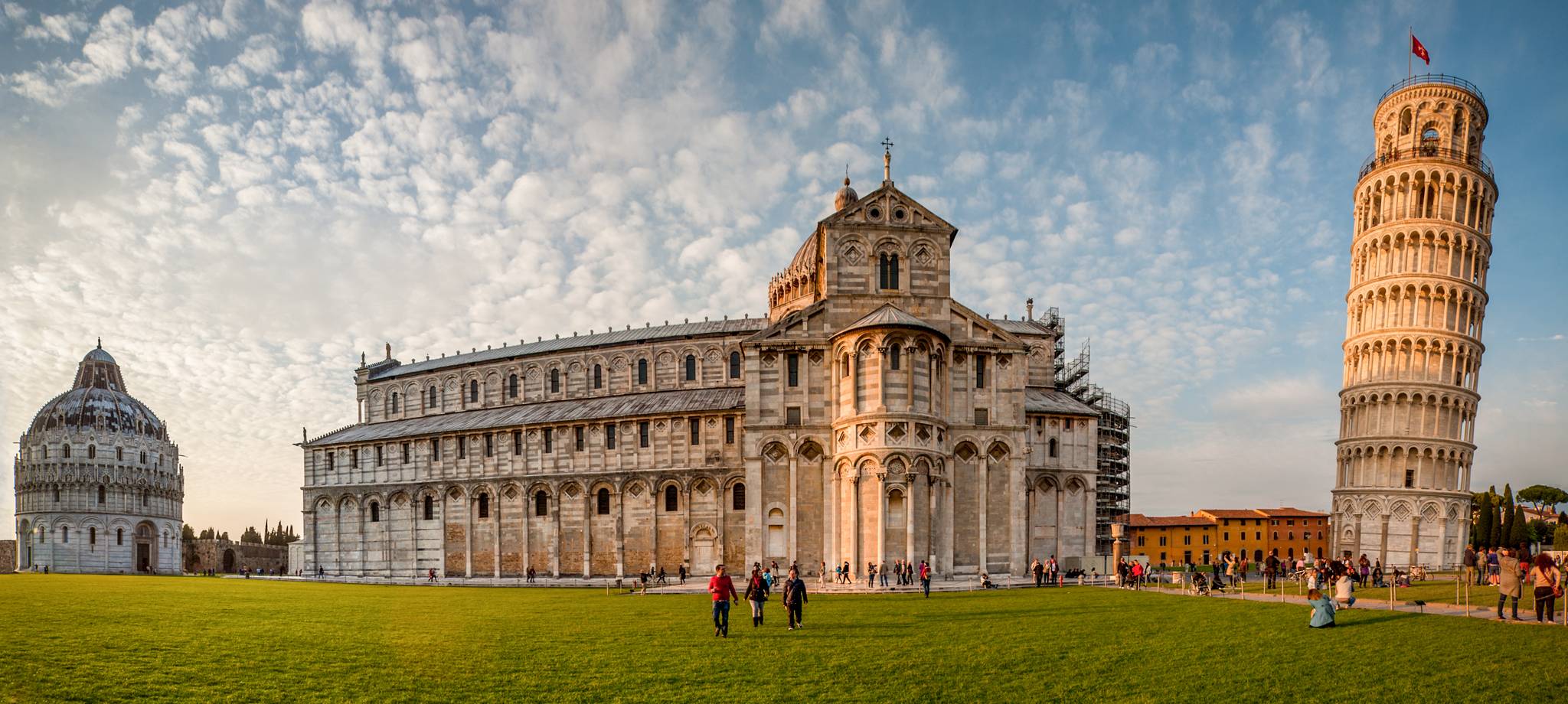 Expat Explore Travel—The Best of Europe - TourRadar