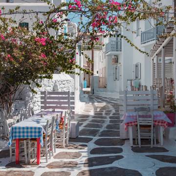 Weather in Greece in 2026/2027 - TourRadar