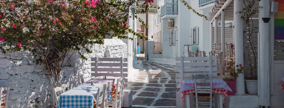Weather in Greece in 2026/2027 - TourRadar