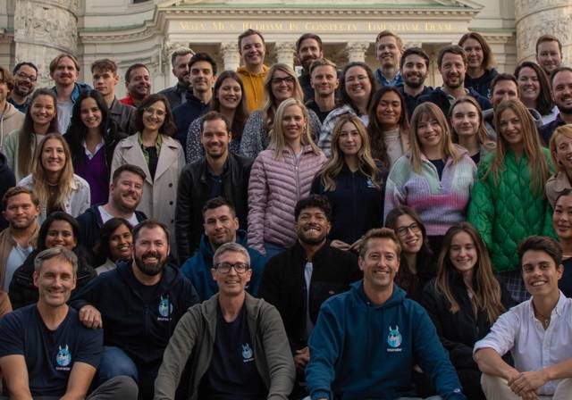 Leadership Team: Bios & Roles - TourRadar