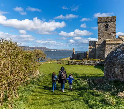 Best Family Tours & Adventures 2025/2026 - TourRadar