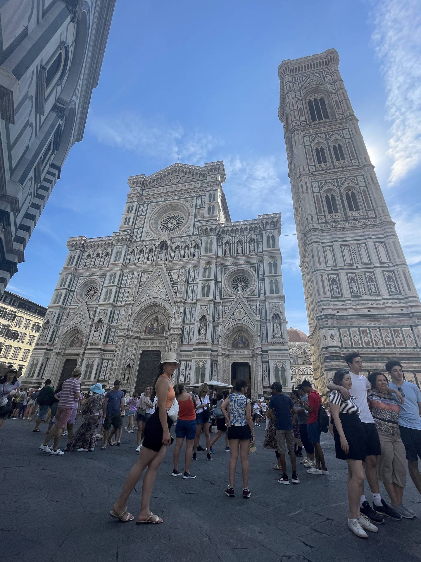 European Highlights (Start Paris, Classic) by Contiki with 138 Tour ...