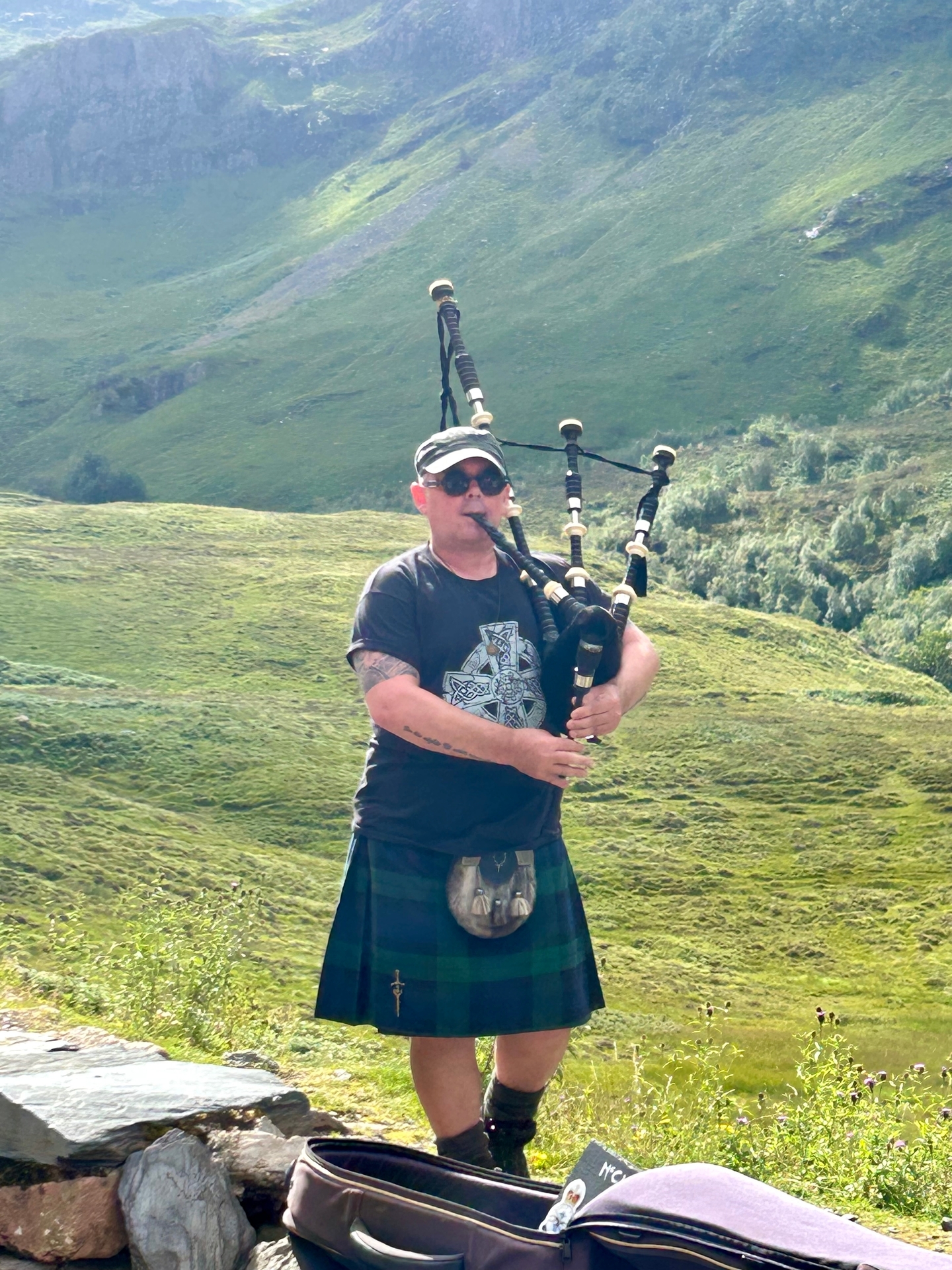 Highlights of Ireland & Scotland by Cosmos with 320 Tour Reviews (Code ...