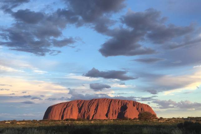 10 Best Uluru / Ayers Rock Tours & Vacation Packages 2021/2022 - TourRadar