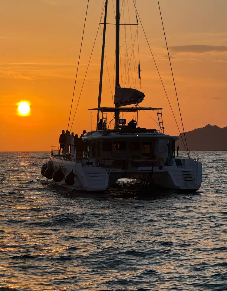 10 Best Greek Islands Tours & Trips 2026/2027 - TourRadar