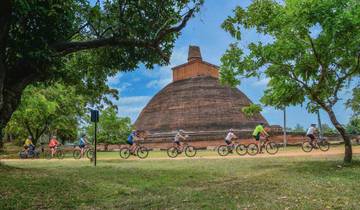 Sri Lanka Explorer (from Negombo to Colombo) by Intrepid Travel with 13 ...