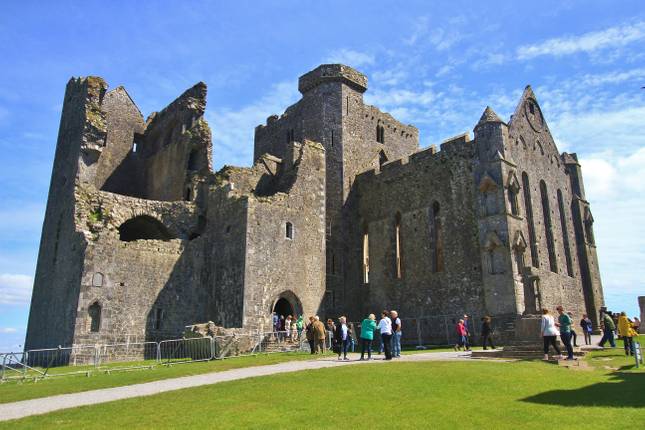 10 Best Self Drive Tours in Ireland 2021/2022 - TourRadar