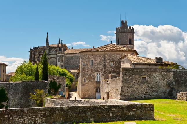 10 Best Provence Tours & Trips 2025 - TourRadar