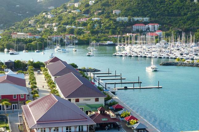 8 Best Sailing Trips & Vacations in the Caribbean - TourRadar