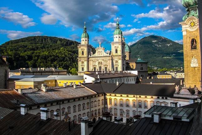 10 Best 4 Week Europe Tours & Trips - TourRadar