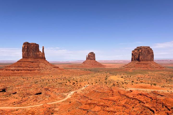 10 Best Coach / Bus Tours in USA 2025/2026 - TourRadar