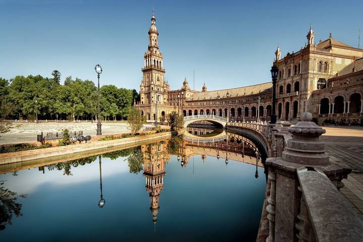 10 Best Fully Guided Tours in Spain 2025/2026 - TourRadar