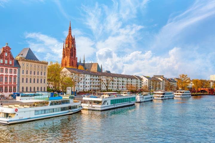 10 Best Europe Tours & Trips for Couples 2025/2026 - TourRadar