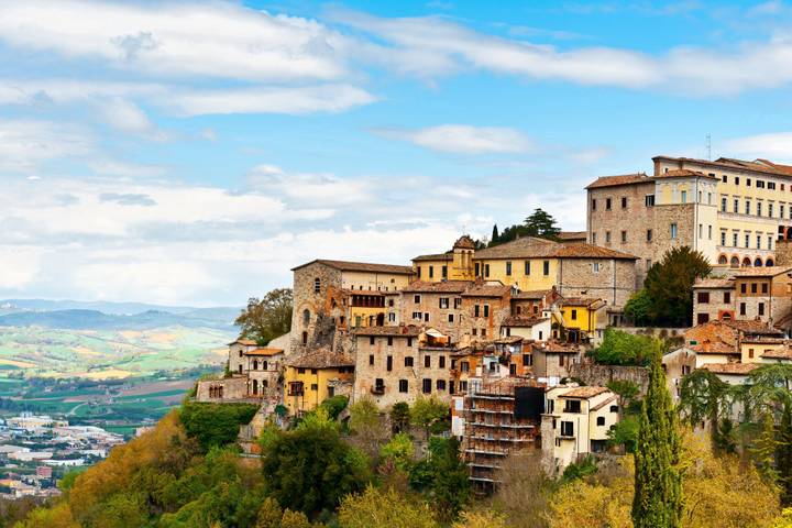 10 Best Central Italy Tours & Trips 2024/2025 - TourRadar