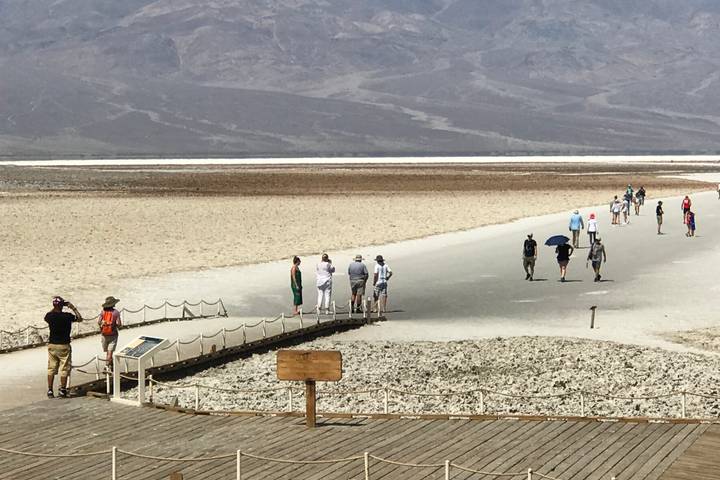 10 Best Fully Guided Tours in USA 2025/2026 - TourRadar